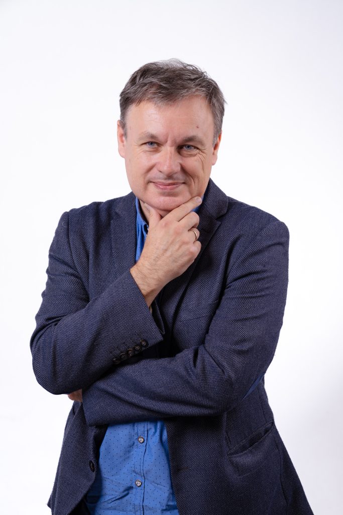 dr Roman Wróblewski - Instytut Dziennikarstwa i Komunikacji Społecznej